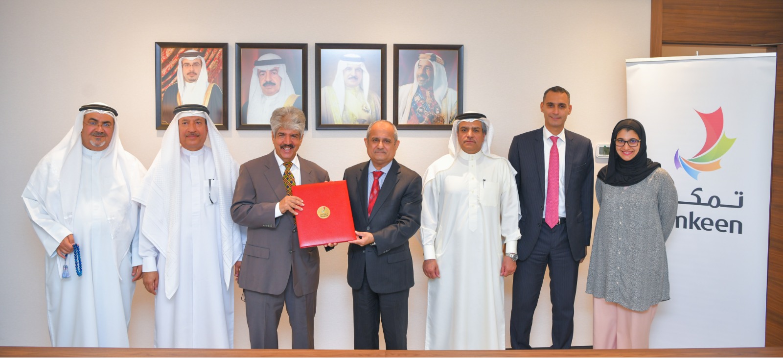 Tamkeen signs agreement with the Family Bank to fund micro ventures | Bahrain News Agency